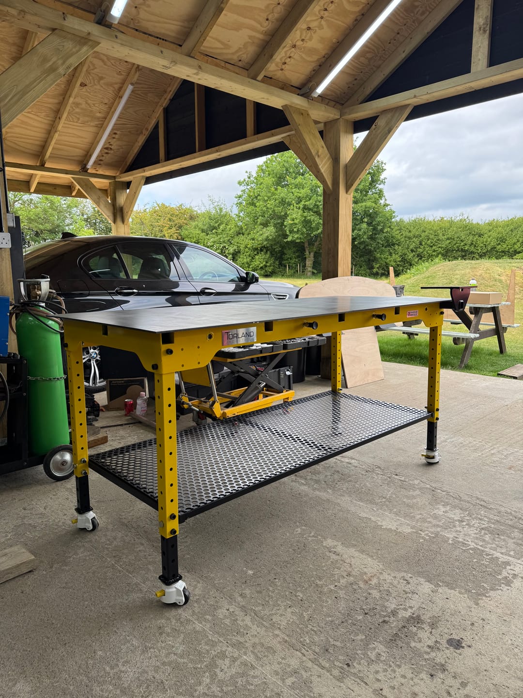 Torland Industries - Adaptable Workbench | Professional Garage Equipment